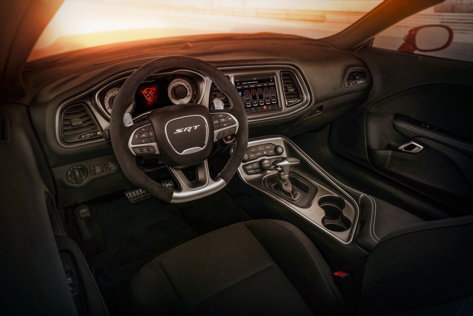 Dodge Challenger III (facelift 2014) R/T Scat Pack 6.4 HEMI V8 (485 Hp ...